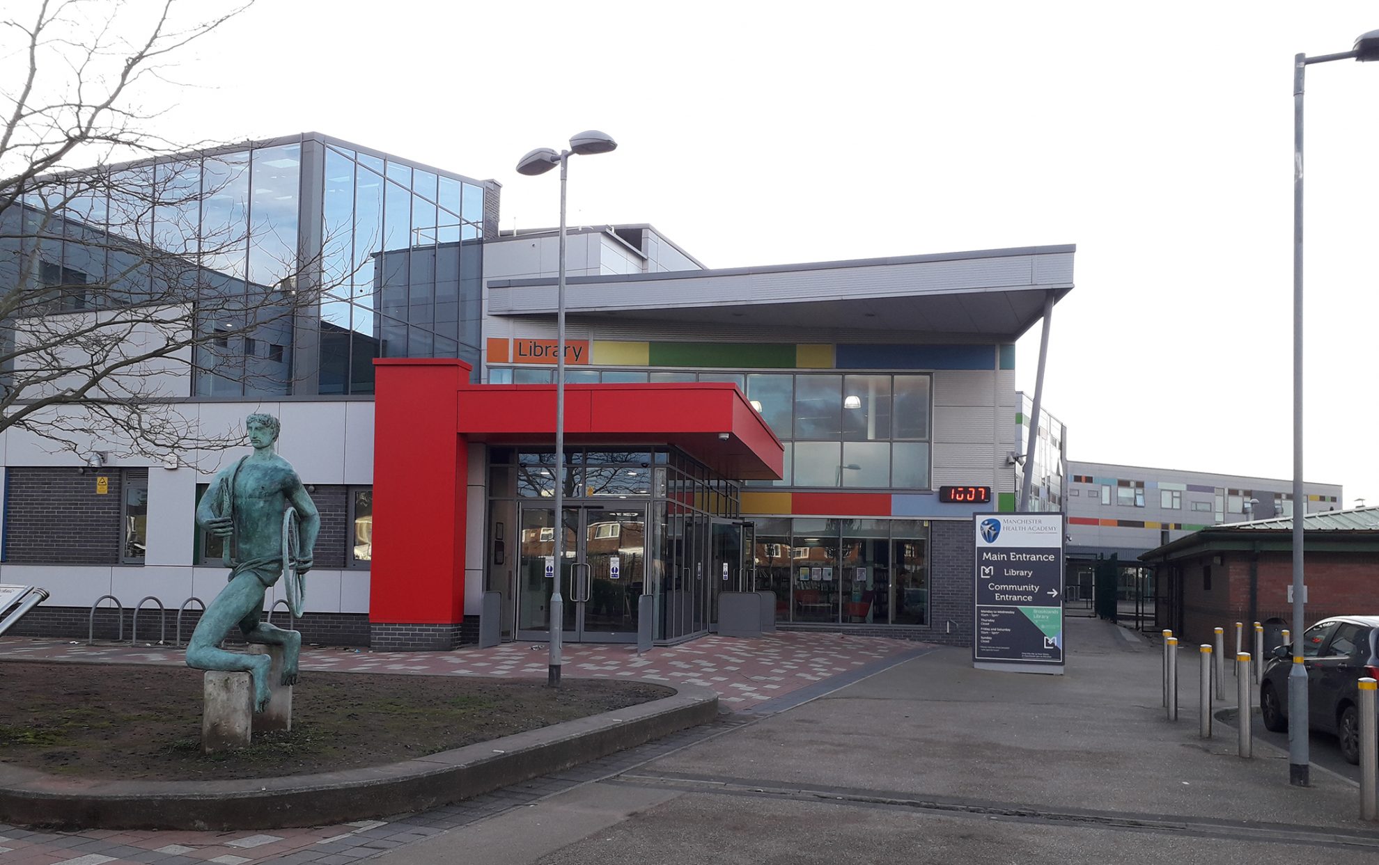 Libraries in Manchester - Things to do in Manchester - Loads To Do